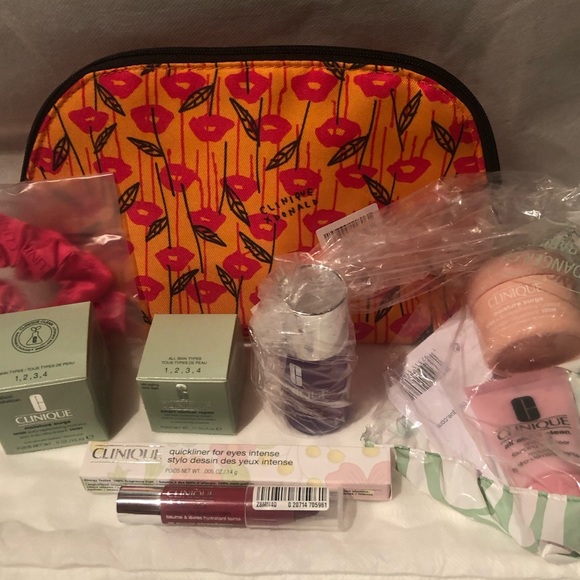 Clinique | Skincare | Nwt In Box And Sealed Donald Robertson Makeup Bag ...